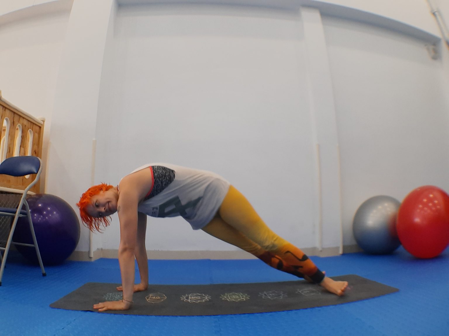 5 yoga poses for focus and concentration - Yoga with Lolli